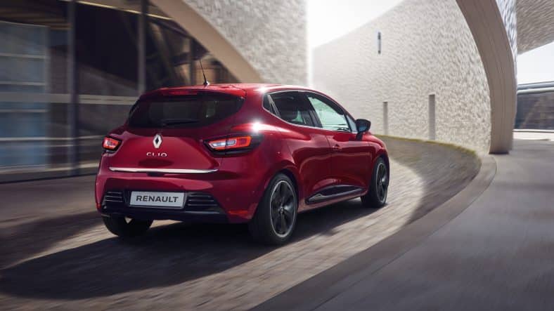 2017 Renault Clio Airbags, Safety Features, Safety Score - The Car Stuff