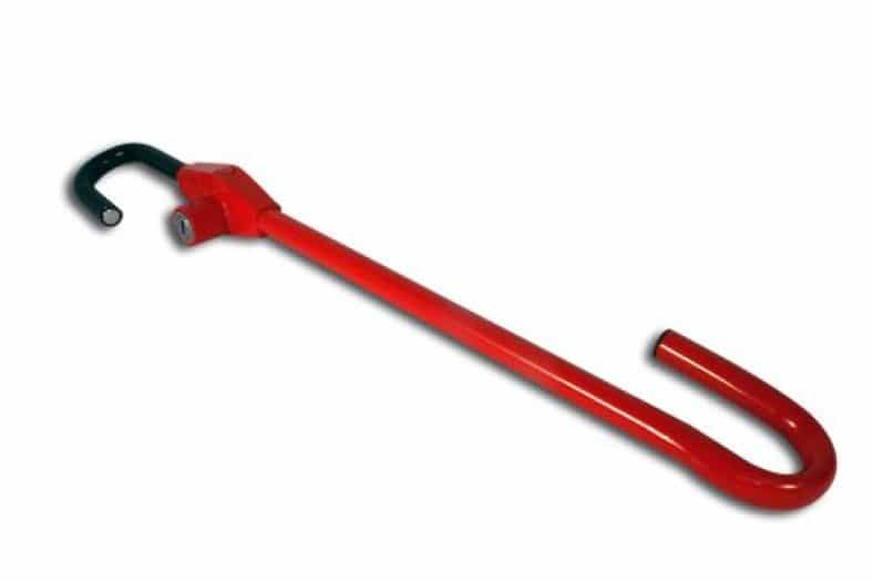 Review of The Club Pedal to Steering Wheel Crook Lock - The Car Stuff