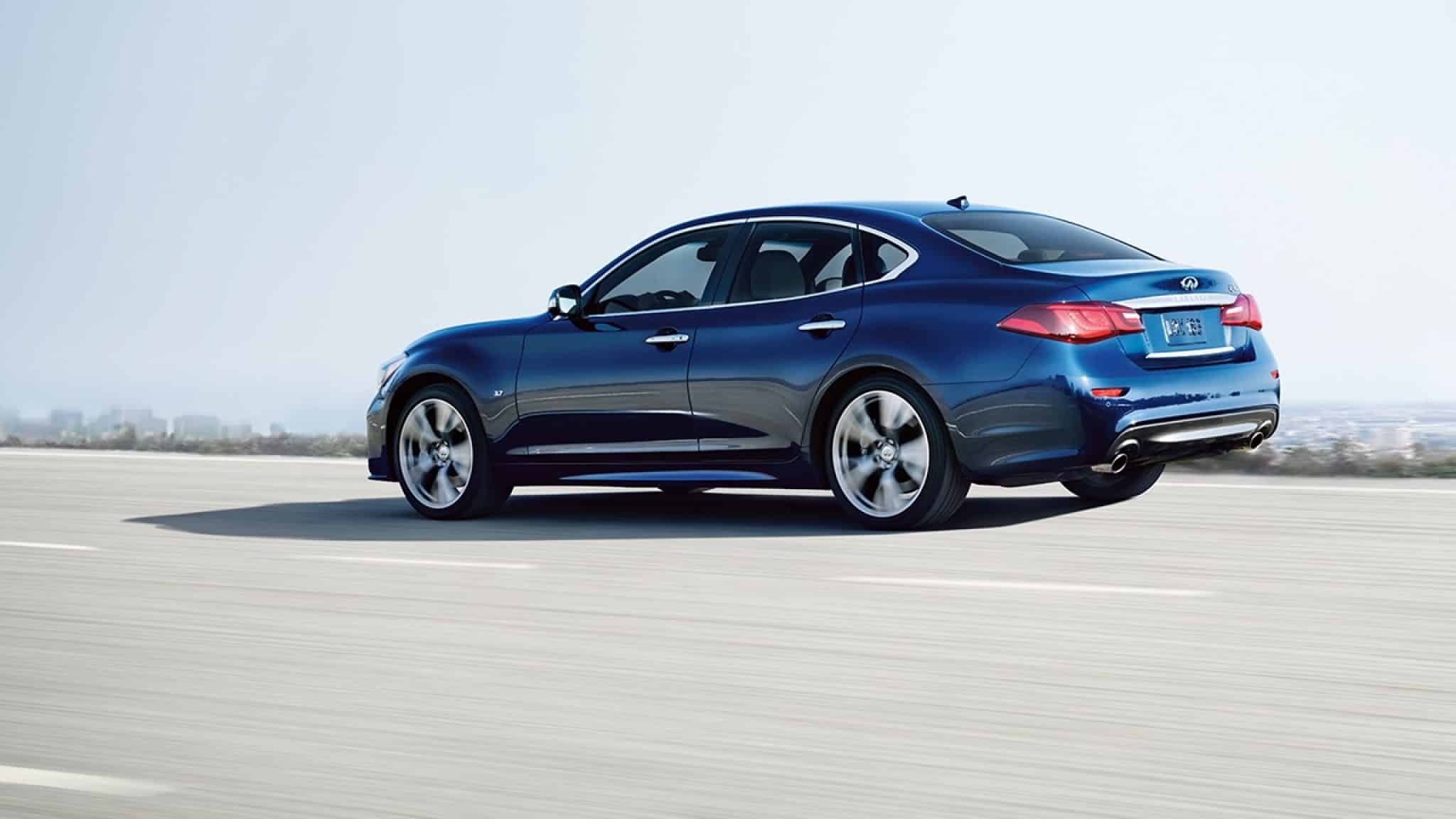 2019 Infiniti Q70 - The Car Stuff