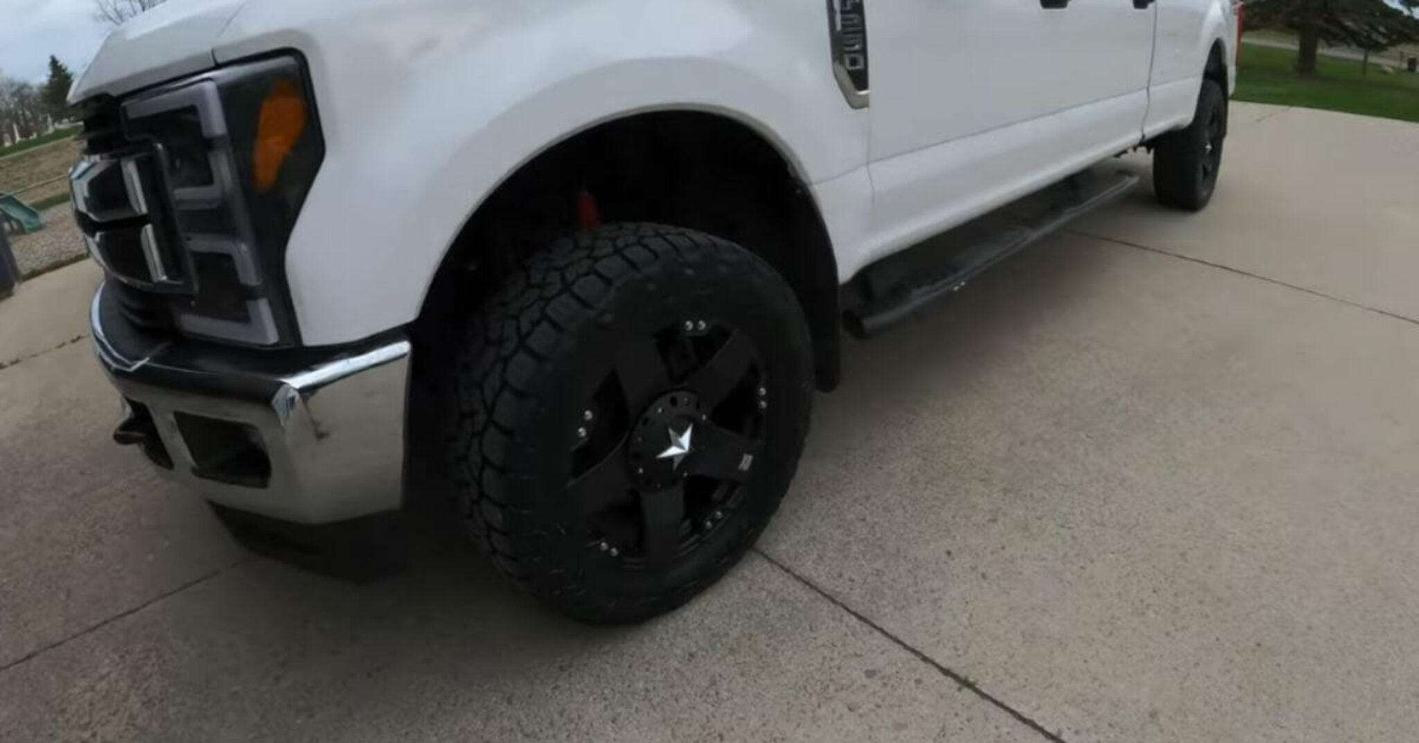 How to Change Tire Size in Computer