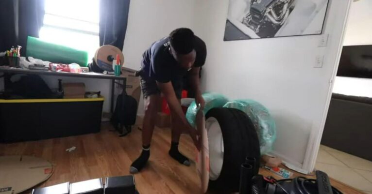 How to Ship Wheels And Tires With Ups