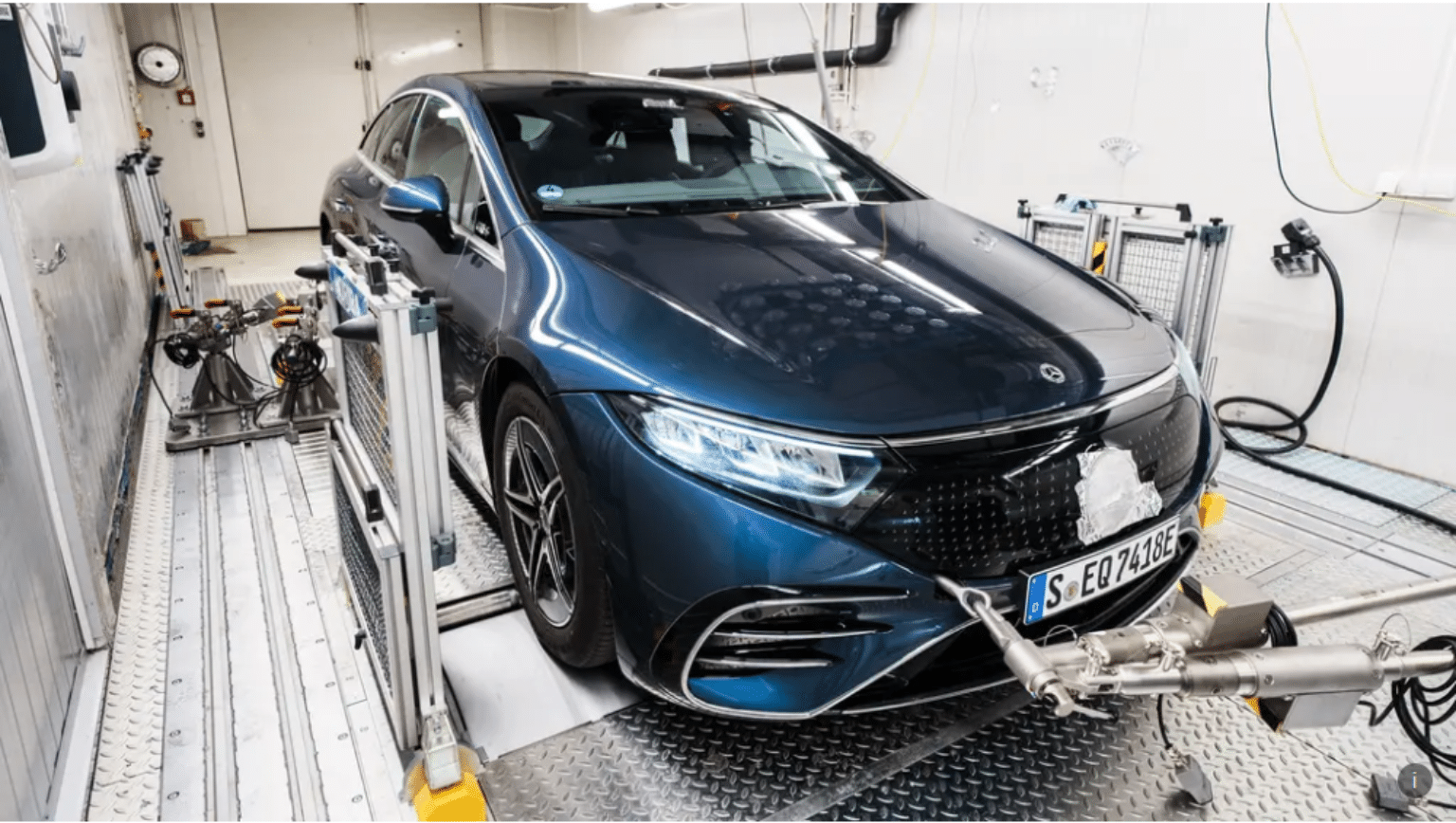 Why Electric Cars Have a Shorter Range in Reality Than Manufacturers ...